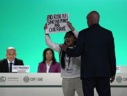 Critics pan draft text at UN climate talks as watered down as COP28 ...